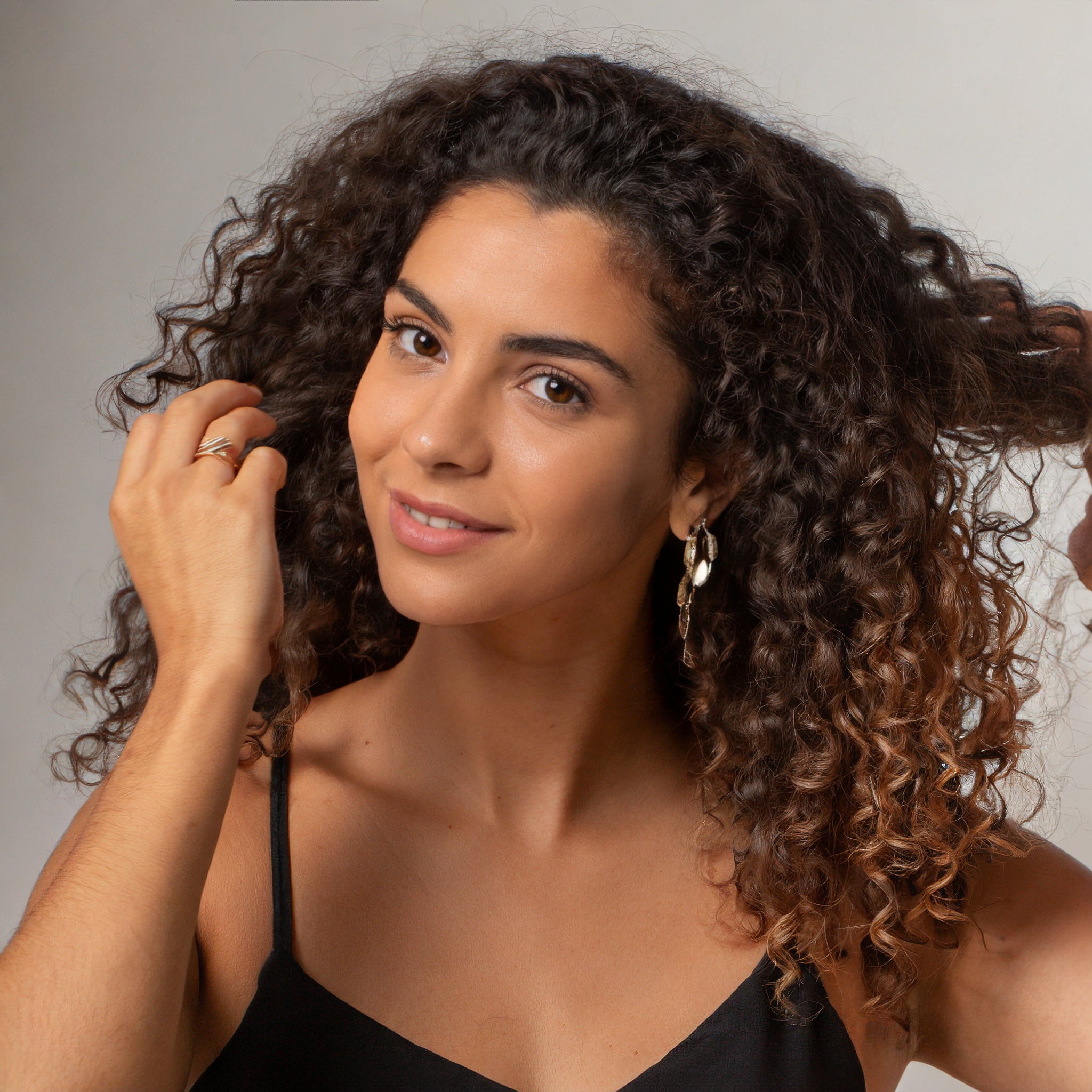 Cortes de Pelo Rizado para mujeres - Khalphora